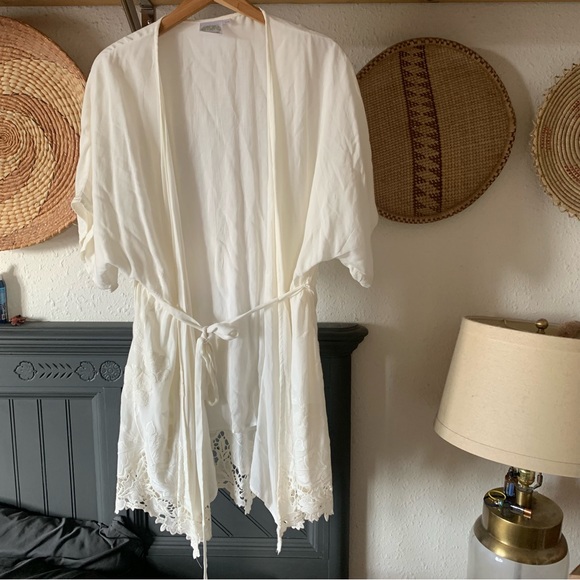 Plum Pretty Sugar | Intimates & Sleepwear | Plum Pretty Sugar Robe With ...